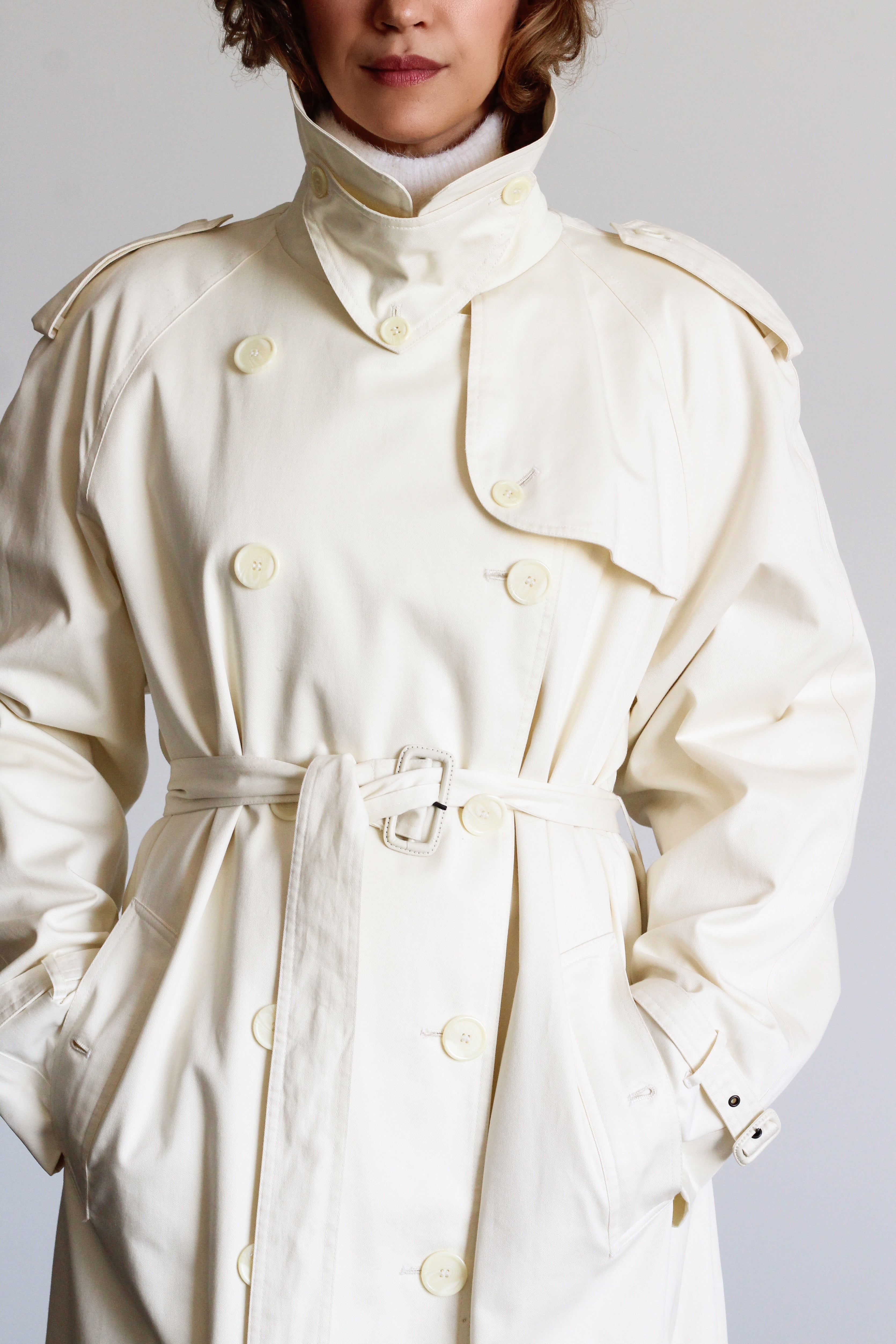 1990's ivory trench coat | VINTAGE – Hall of Wonders